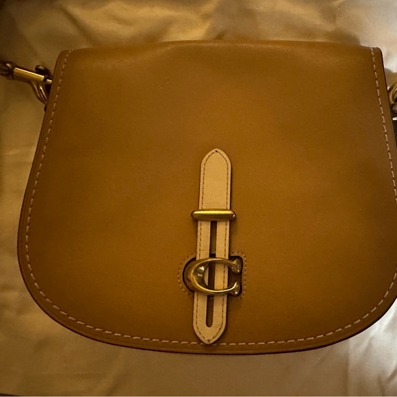 Coach | Bags | Coach Saddle Bag With Slide Closure And Shoulder Strap ...